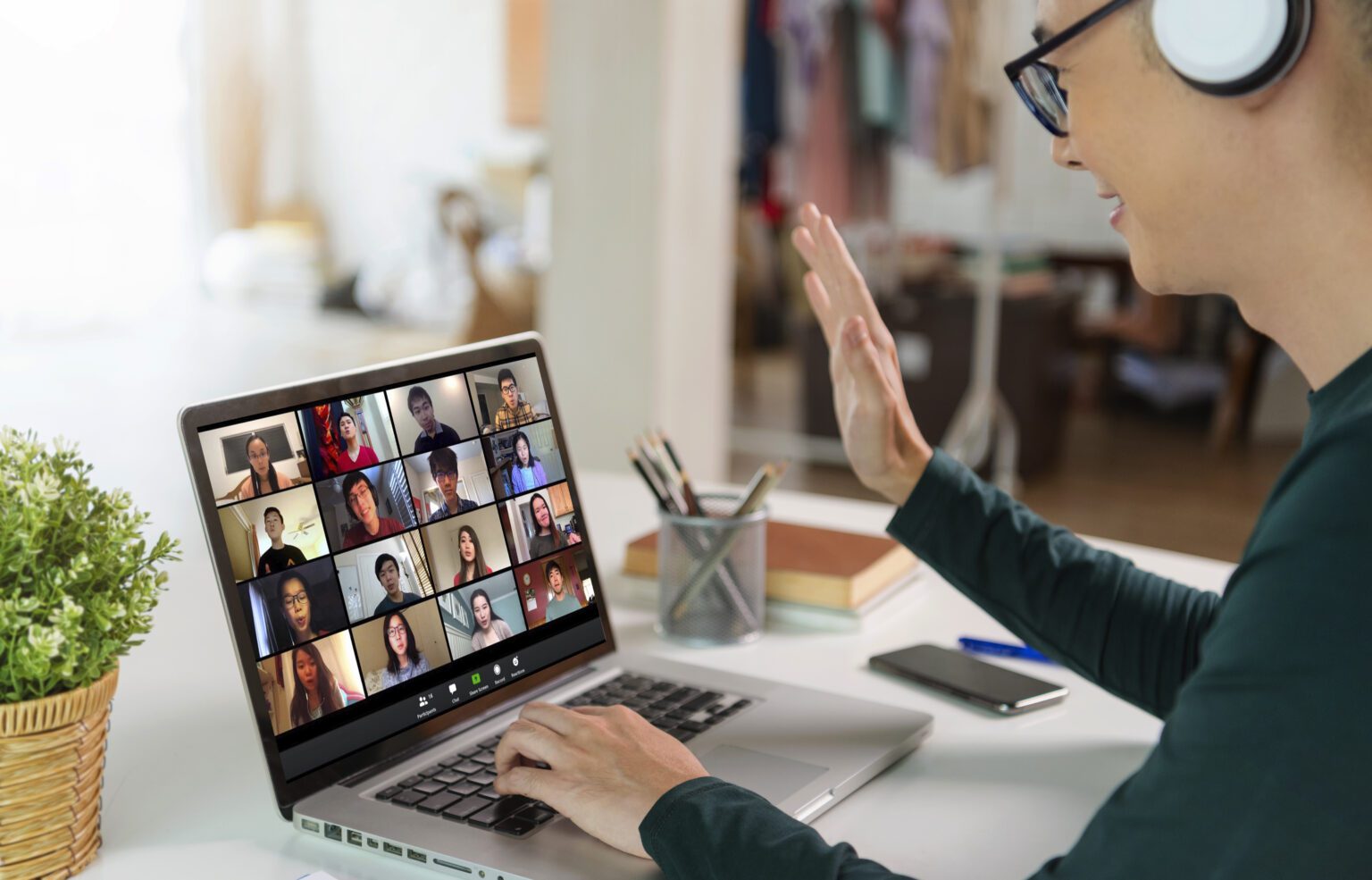 Zoom! Advanced Techniques for Professional Meetings | SkillsFrameworks