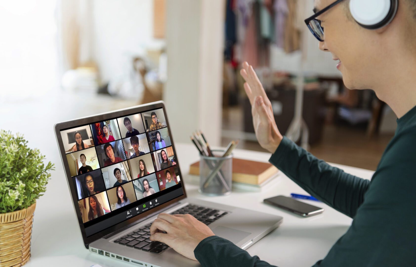 Zoom! Advanced Techniques for Professional Meetings | SkillsFrameworks